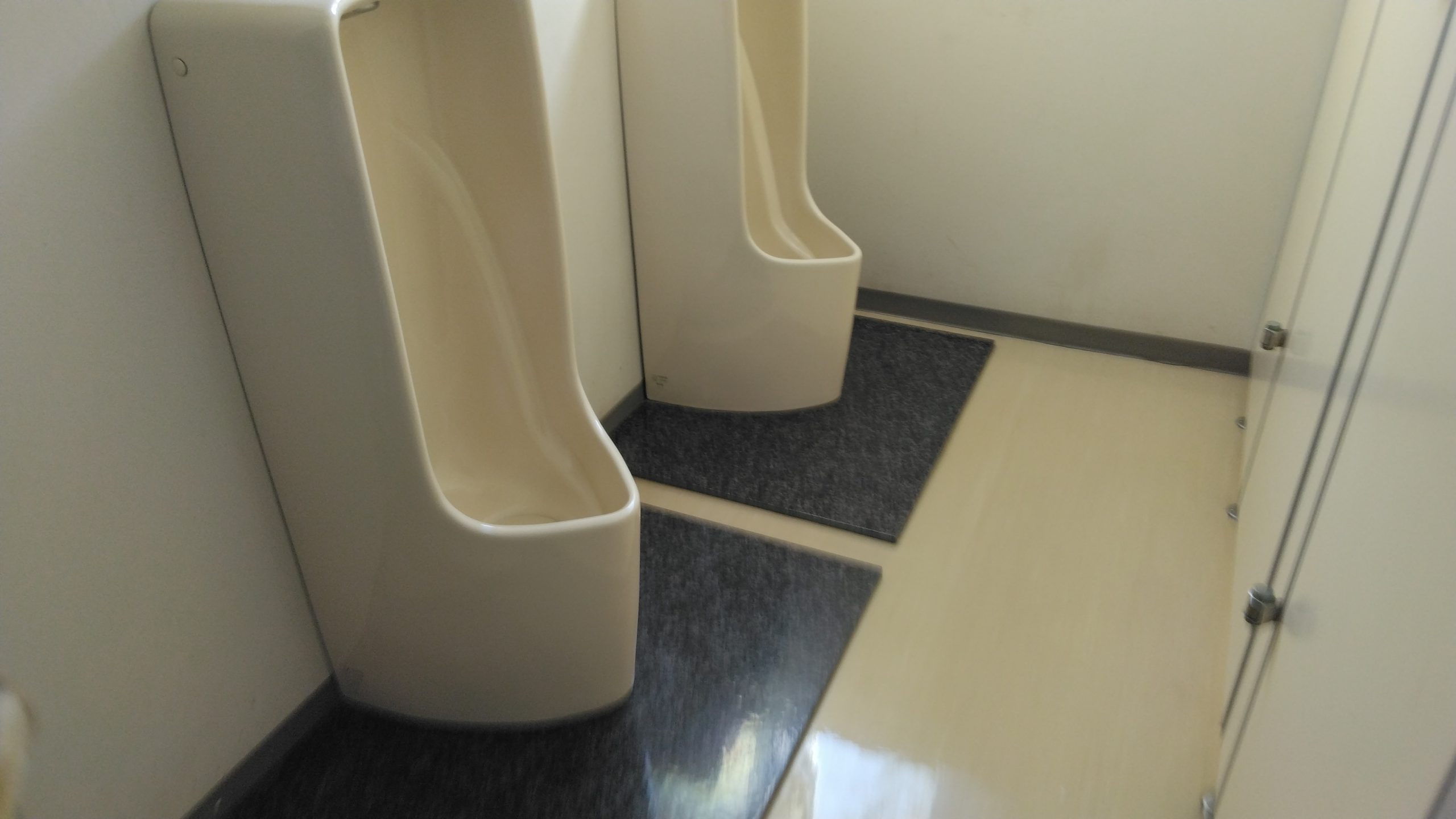 トイレ清掃 川崎市・横浜市のマンション清掃会社|ファイブ・エス!